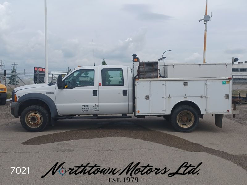 2005 Ford F550 Service Body - Northtown Motors LTD